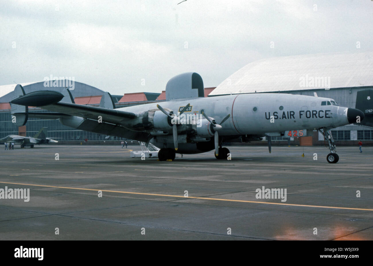 Ec 121 us navy hi-res stock photography and images - Alamy