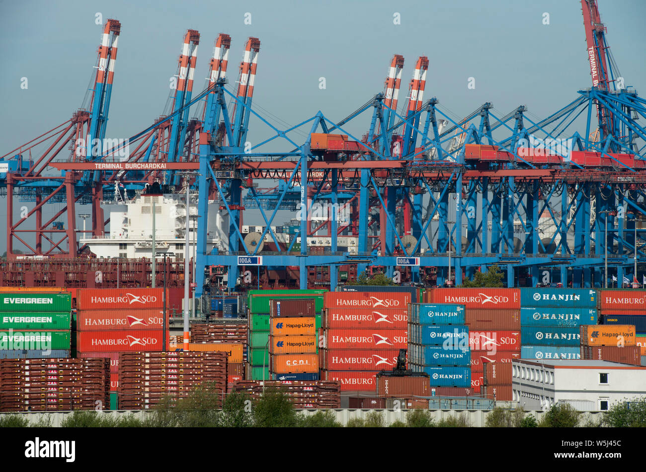 GERMANY, Hamburg, HHLA container Terminal in port / DEUTSCHLAND ...
