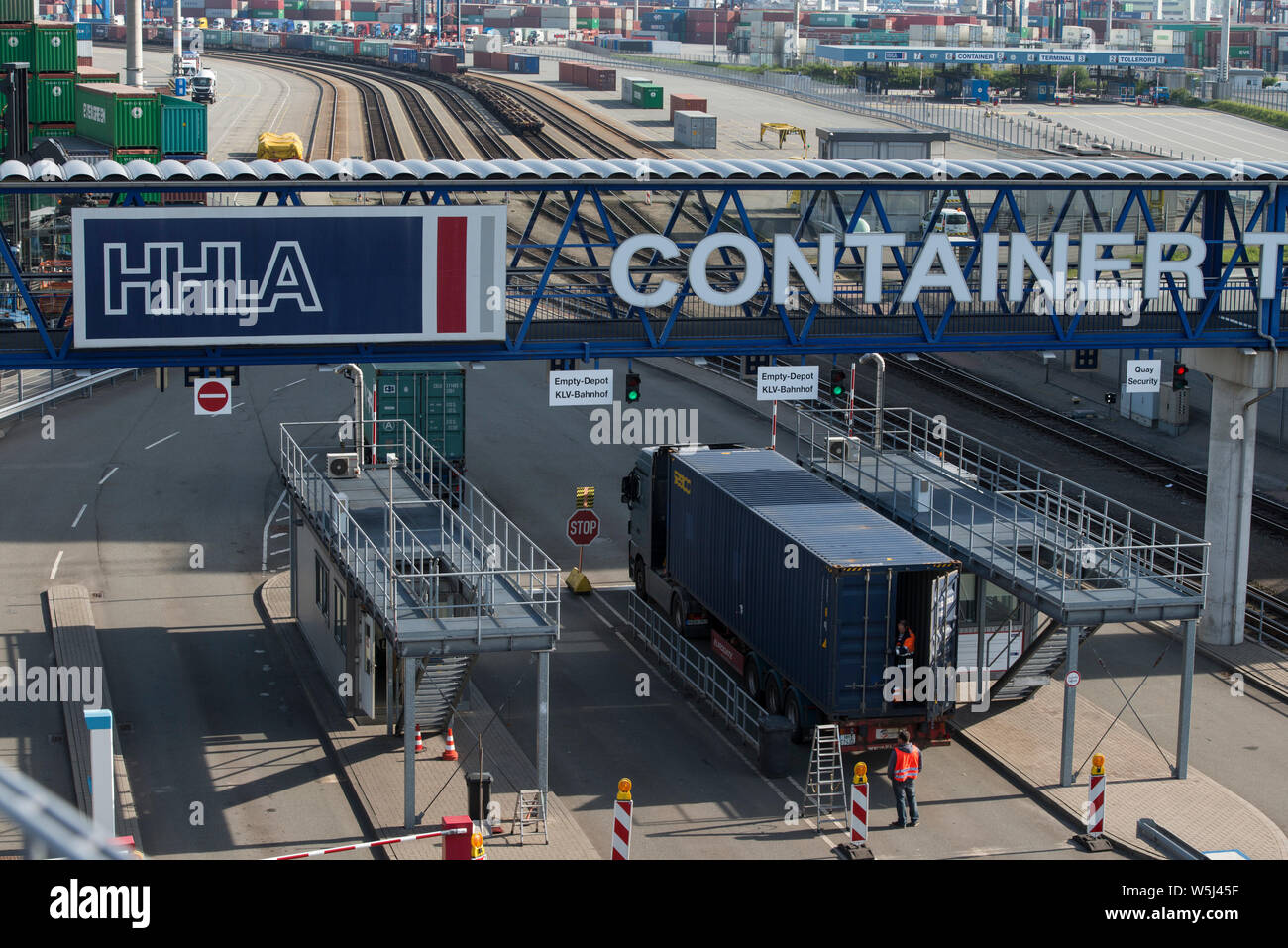 GERMANY, Hamburg, CTT container Terminal Tollerort in port ...