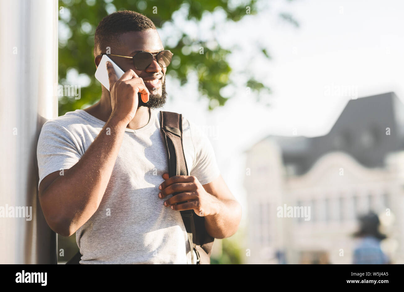 Traveller speaking hi-res stock photography and images - Alamy