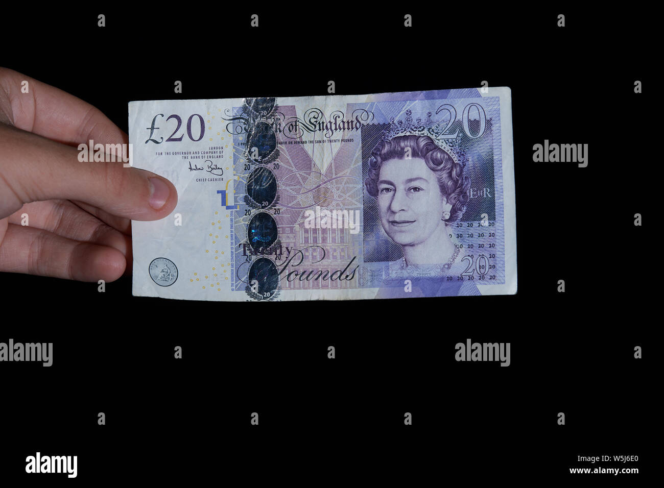 Uk pounds queen elizabeth ii hi-res stock photography and images - Alamy
