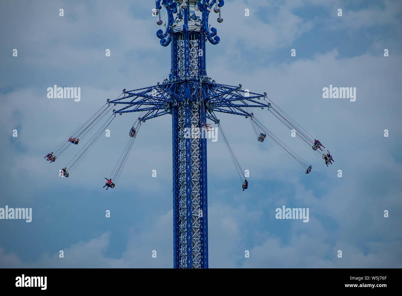 Orlando, Florida. July 05, 2019 People enjoying Sky Flyer attraction in ...