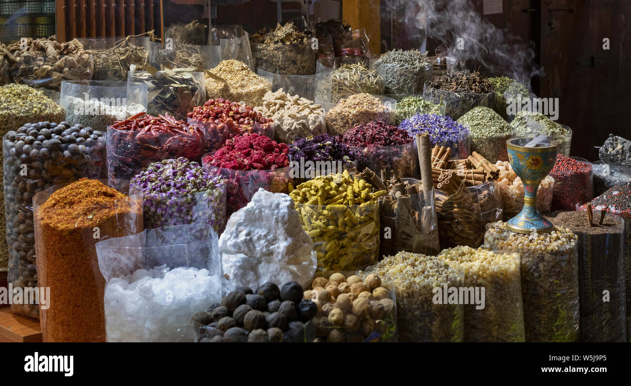 Spice market in Dubai Stock Photo - Alamy