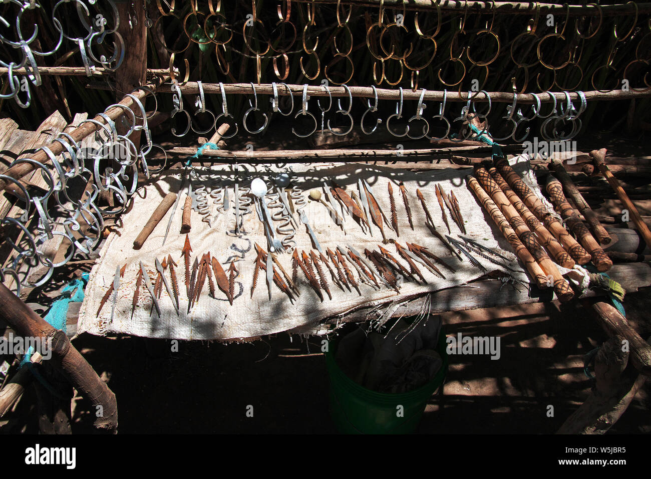 the life of the Bushmen, Africa Stock Photo - Alamy