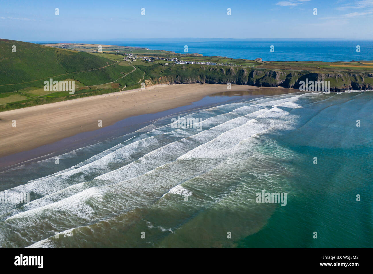 Aerial beach cliff waves hi-res stock photography and images - Alamy