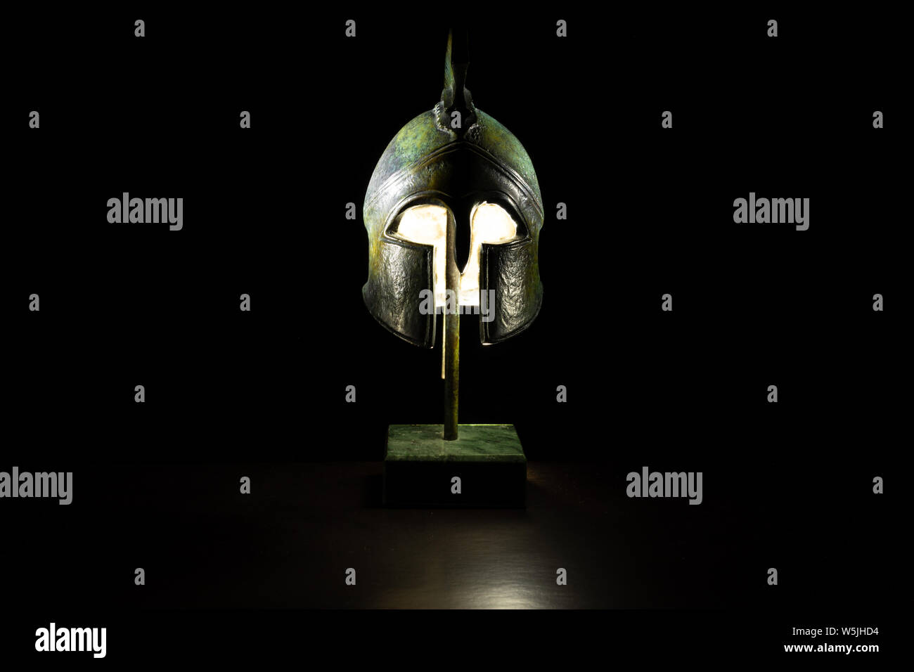 Historic greek mask hi-res stock photography and images - Alamy