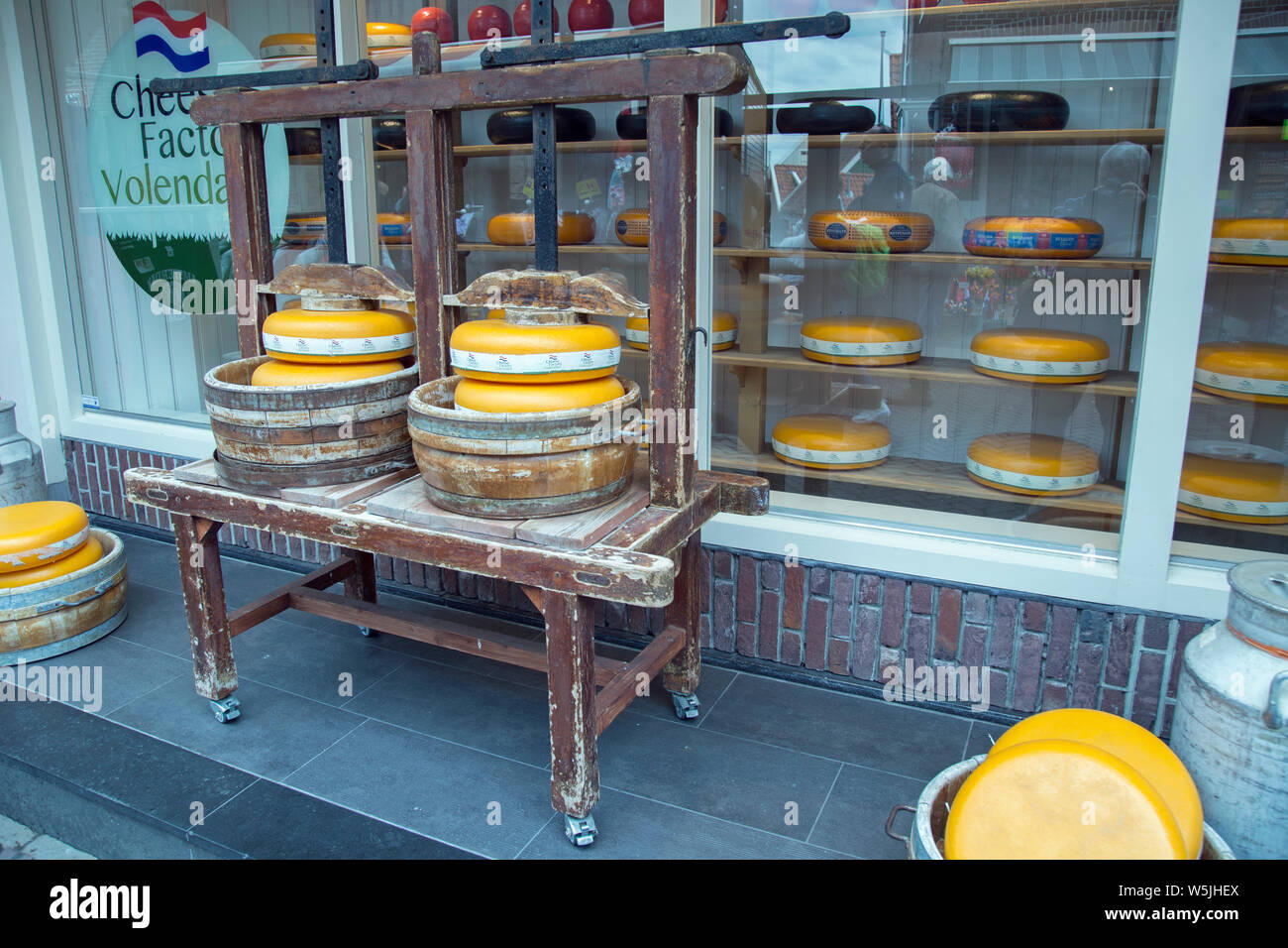 Cheese factory volendam hi-res stock photography and images - Alamy