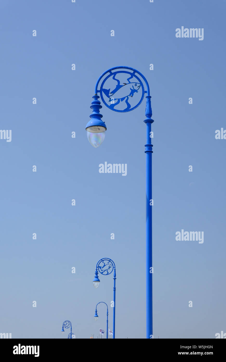 Decorative street lighting hi-res stock photography and images - Alamy