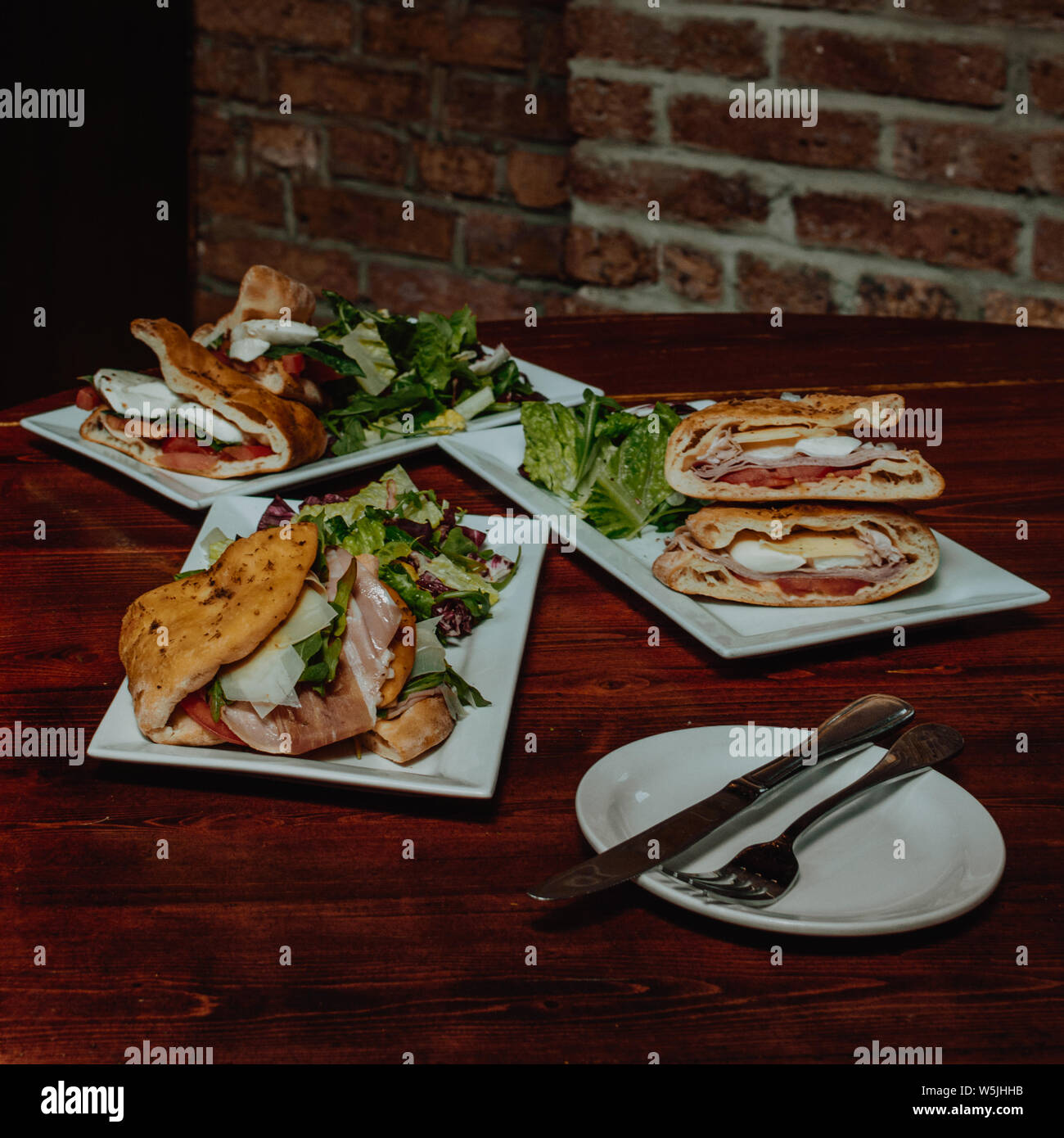 Table layout hi-res stock photography and images - Alamy