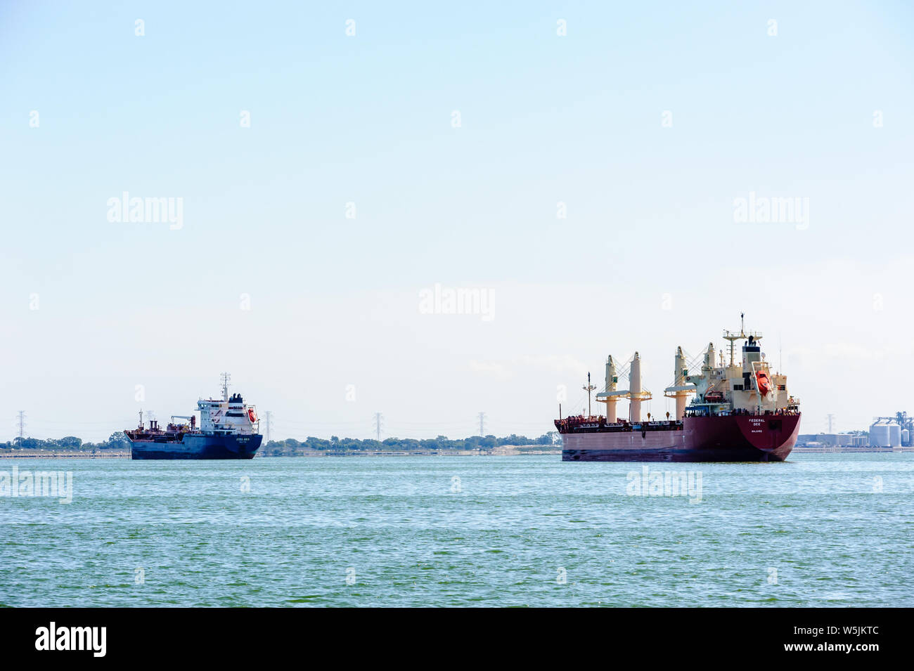 Hamilton harbour hi-res stock photography and images - Alamy