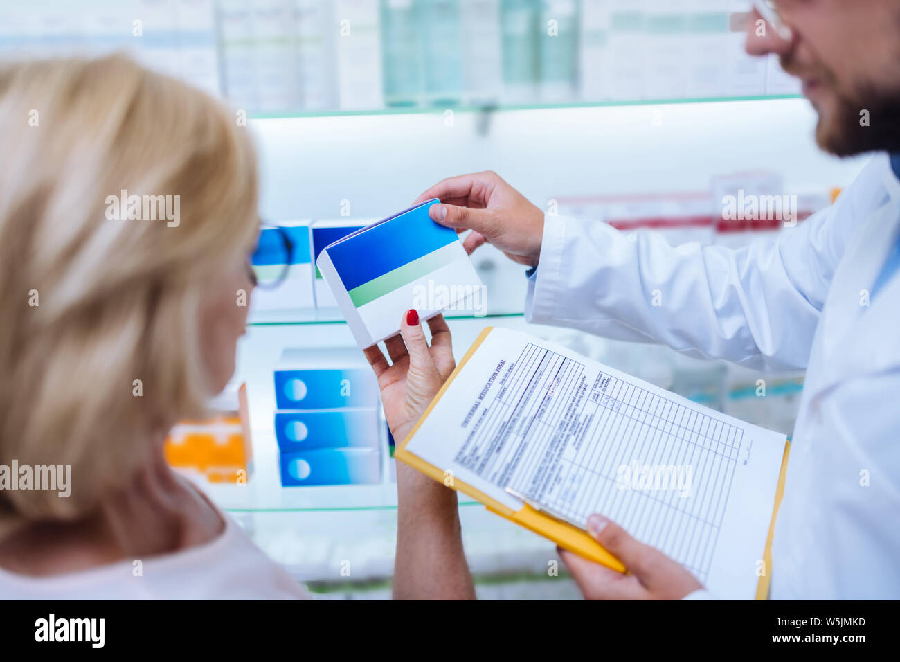 Professional pharmacist hi-res stock photography and images - Alamy