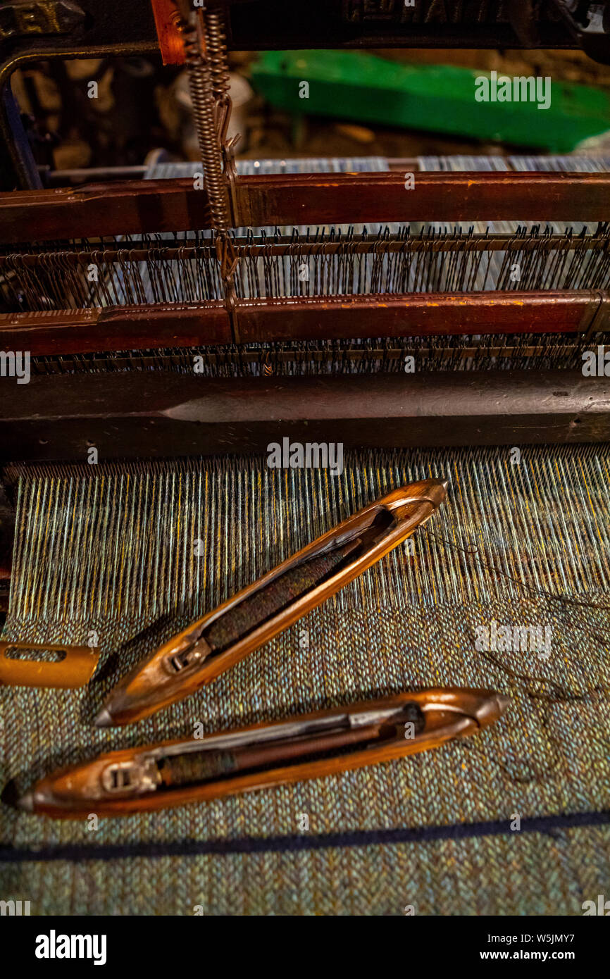 Weaving Wool Scotland High Resolution Stock Photography and Images - Alamy