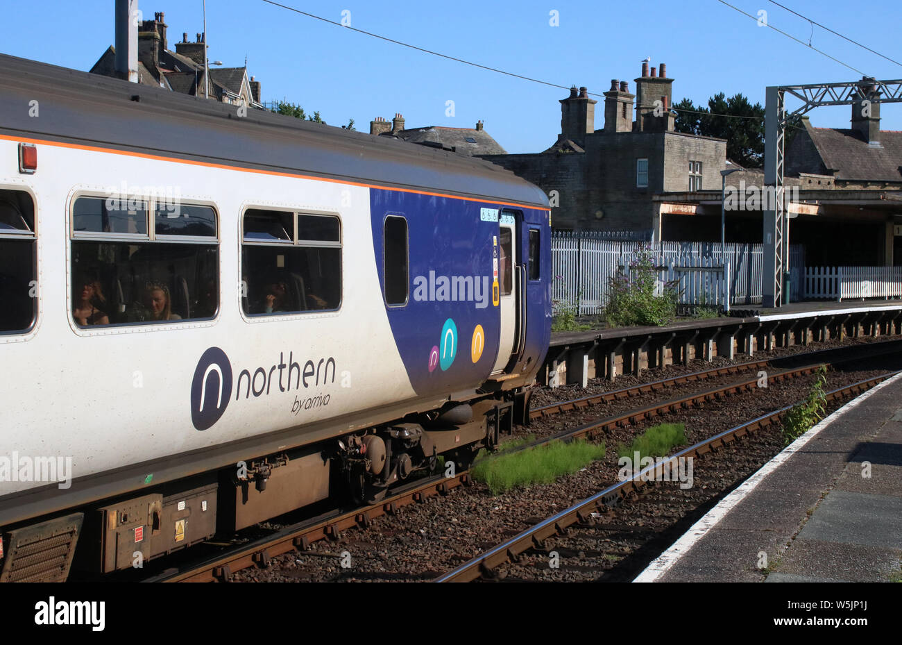 Class 156 Super Sprinter High Resolution Stock Photography and Images - Alamy