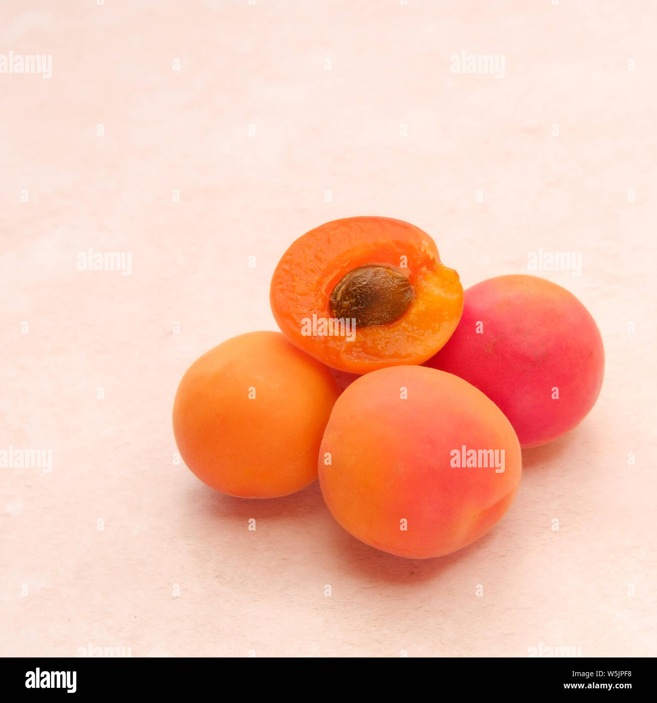 Apricot fresh hi-res stock photography and images - Alamy