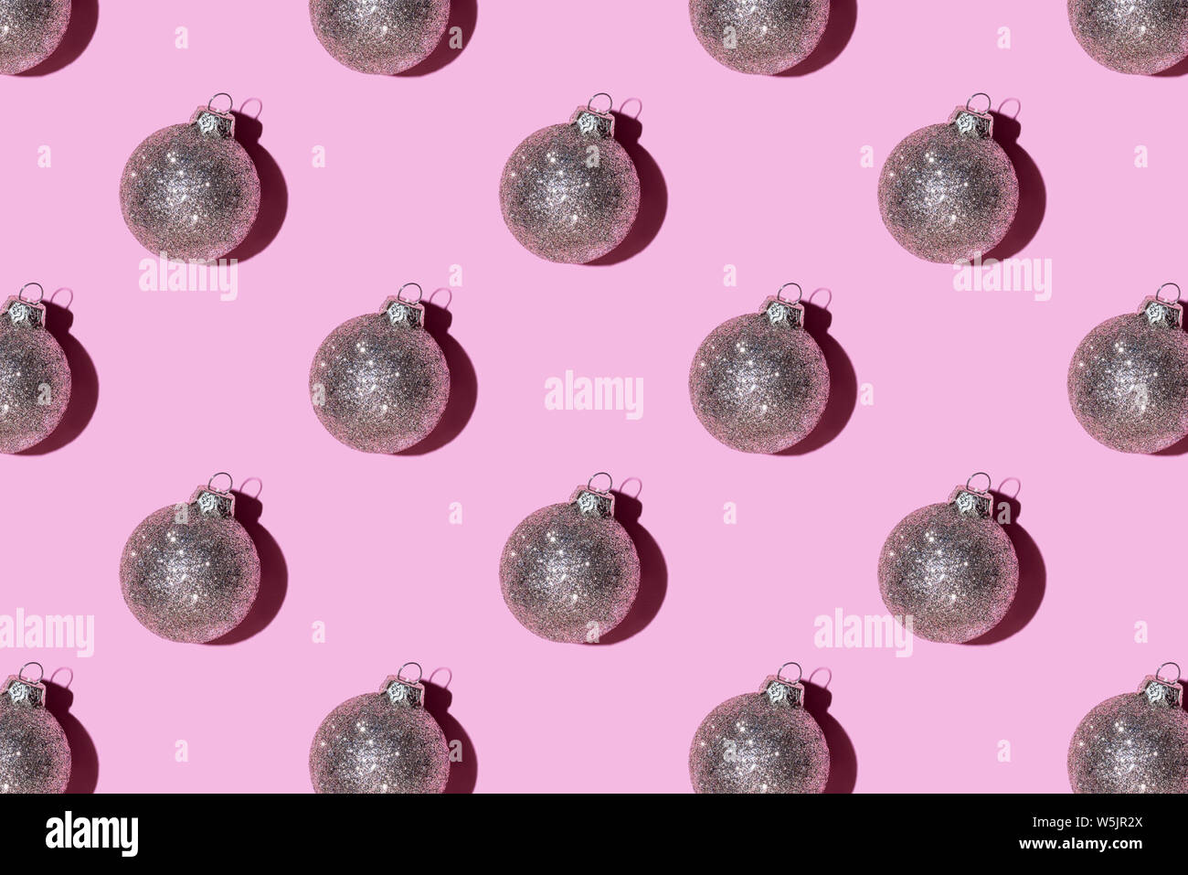 Pattern made silver balls hi-res stock photography and images - Alamy