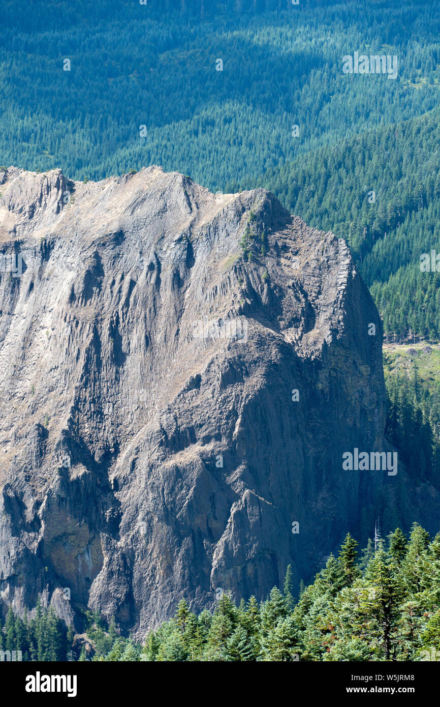 Intrusive igneous rock hi-res stock photography and images - Alamy