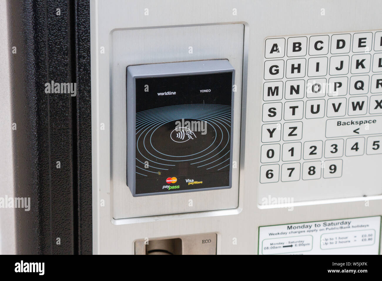 Paywave visa hi-res stock photography and images - Alamy