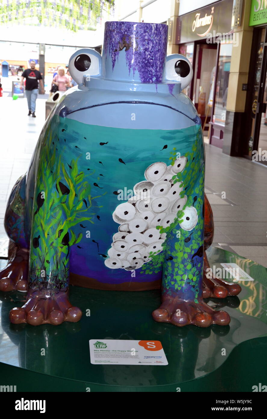 One of the frogs in Stockport’s Giant Leap, an art trail of 19 giant ...