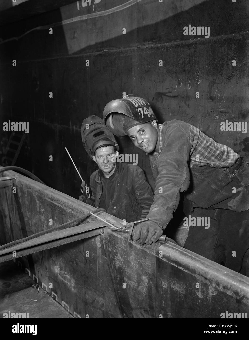 Liberty ship world war ii hi-res stock photography and images - Alamy