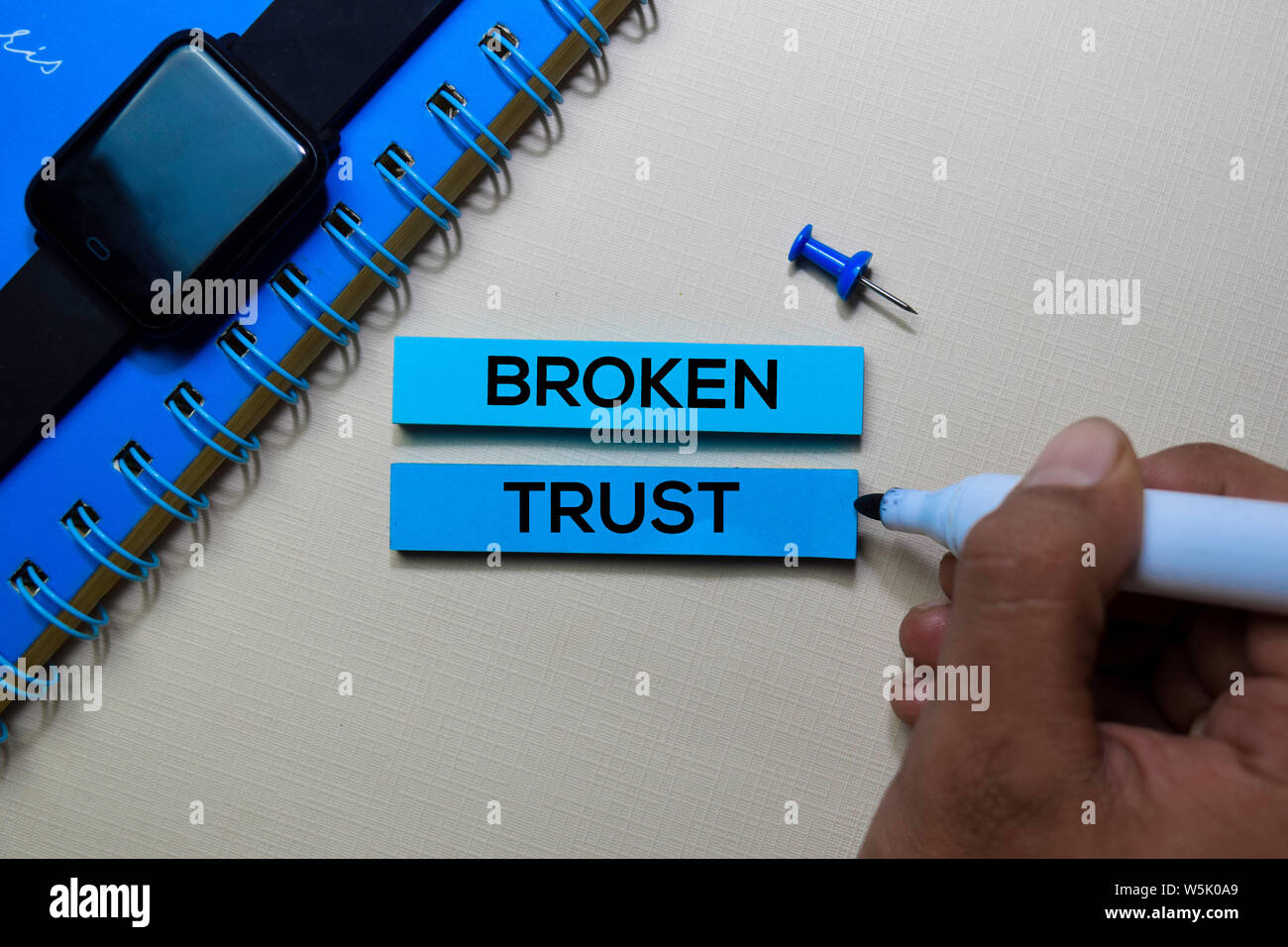Broken Trust text on sticky notes isolated on office desk Stock Photo ...