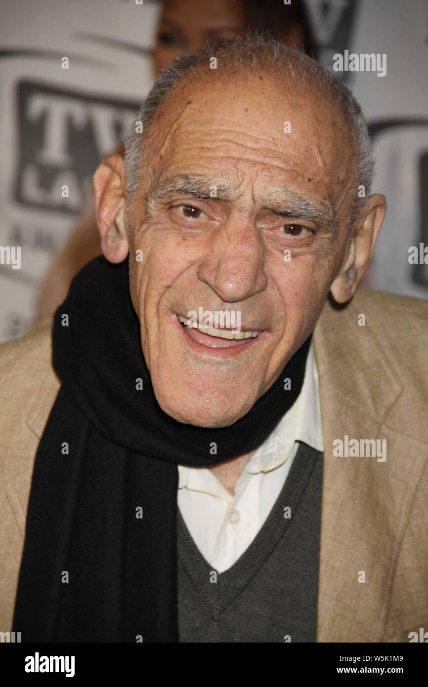 Abe Vigoda Stock Photos & Abe Vigoda Stock Images - Alamy
