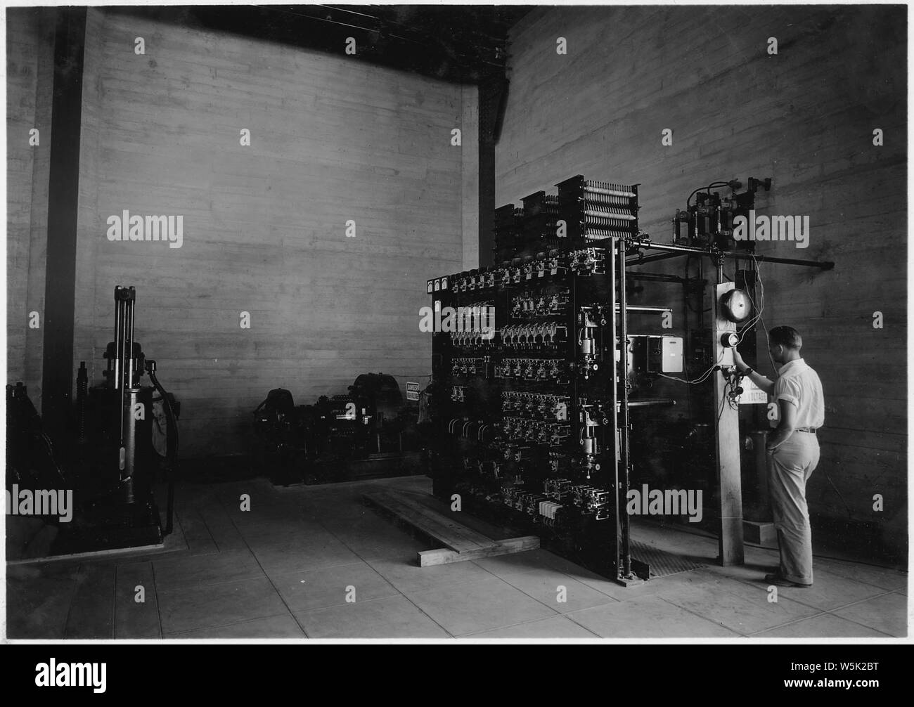 Switchboard of a house hi-res stock photography and images - Alamy