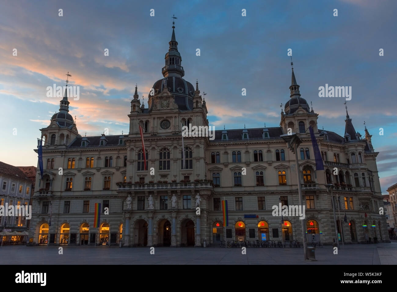 Rathaus graz aerial hi-res stock photography and images - Alamy