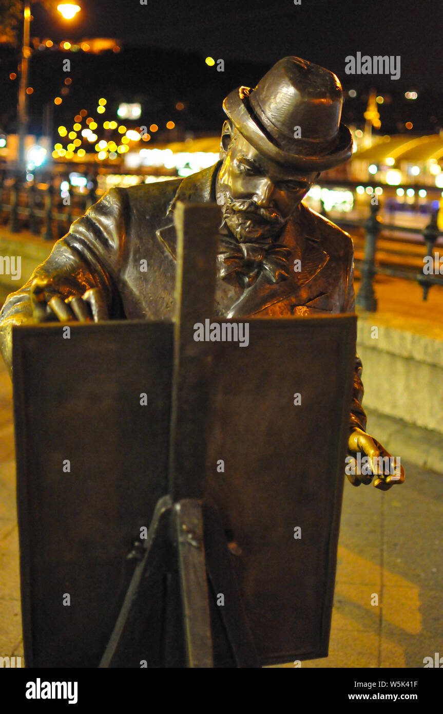 Statues in budapest hi-res stock photography and images - Alamy
