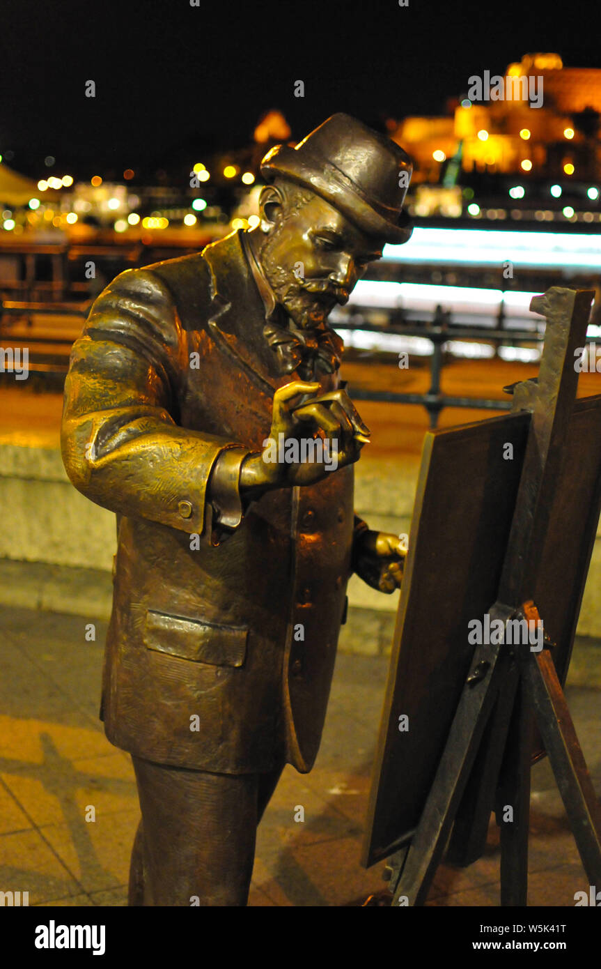 Statues in budapest hi-res stock photography and images - Alamy