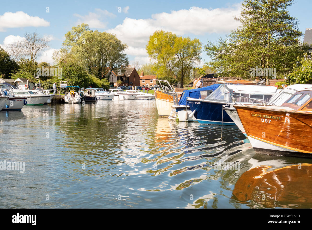 Loddon hi-res stock photography and images - Alamy