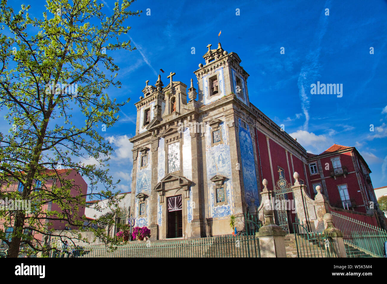 Most beautiful churches in portugal hi-res stock photography and images ...