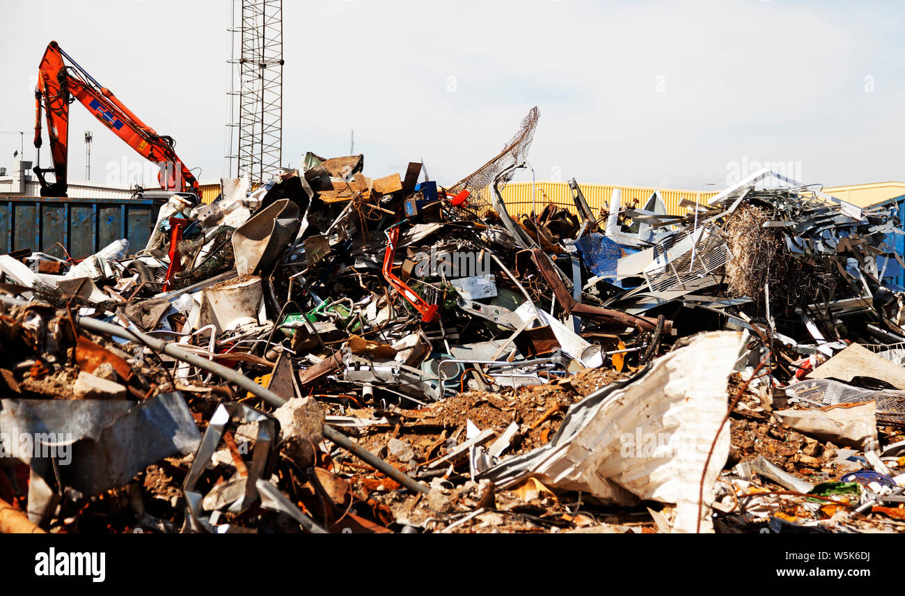 Industrial garbage hi-res stock photography and images - Alamy