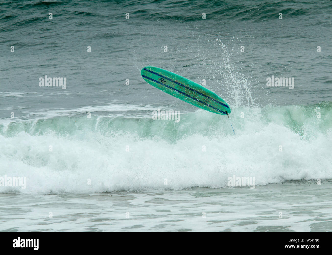 Wave board hi-res stock photography and images - Alamy