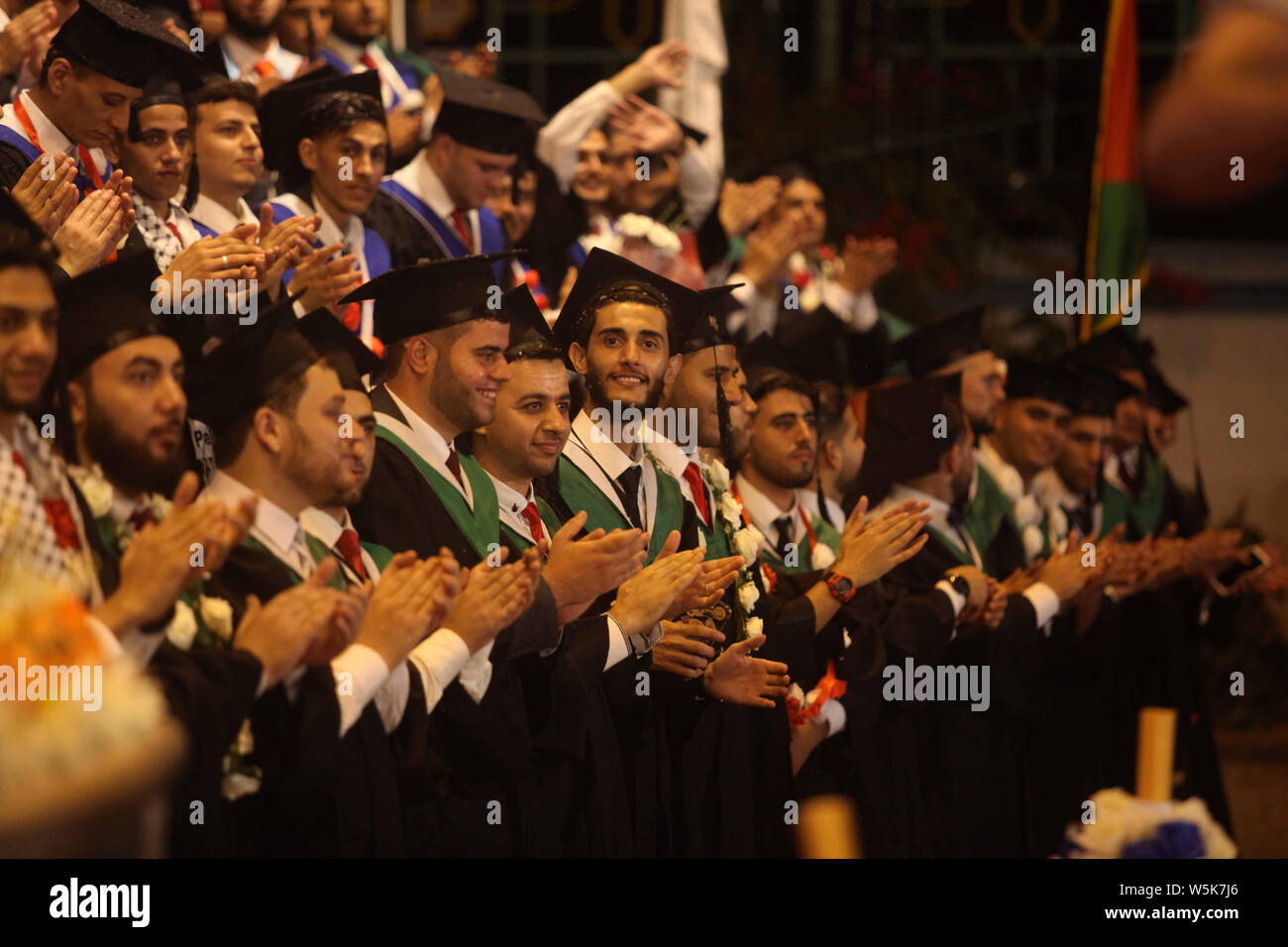 Gaza City, Palestine. 29th July, 2019. Palestinian students attend ...
