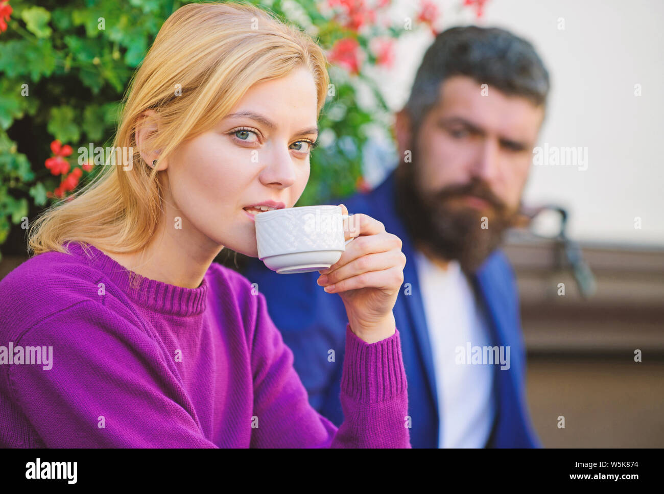 Strangers meet become acquaintances. Apps normal way to meet and ...