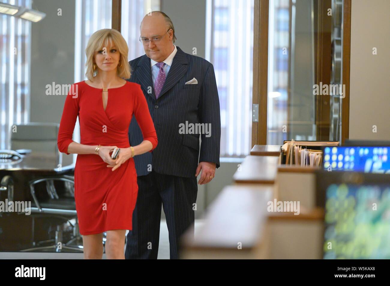THE LOUDEST VOICE, from left: Naomi Watts (as Gretchen Carlson ...