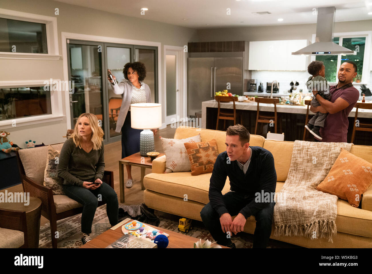 VERONICA MARS, from left: Kristen Bell, Kenna Wright, Jason Dohring, Percy Daggs III in 'Spring ...