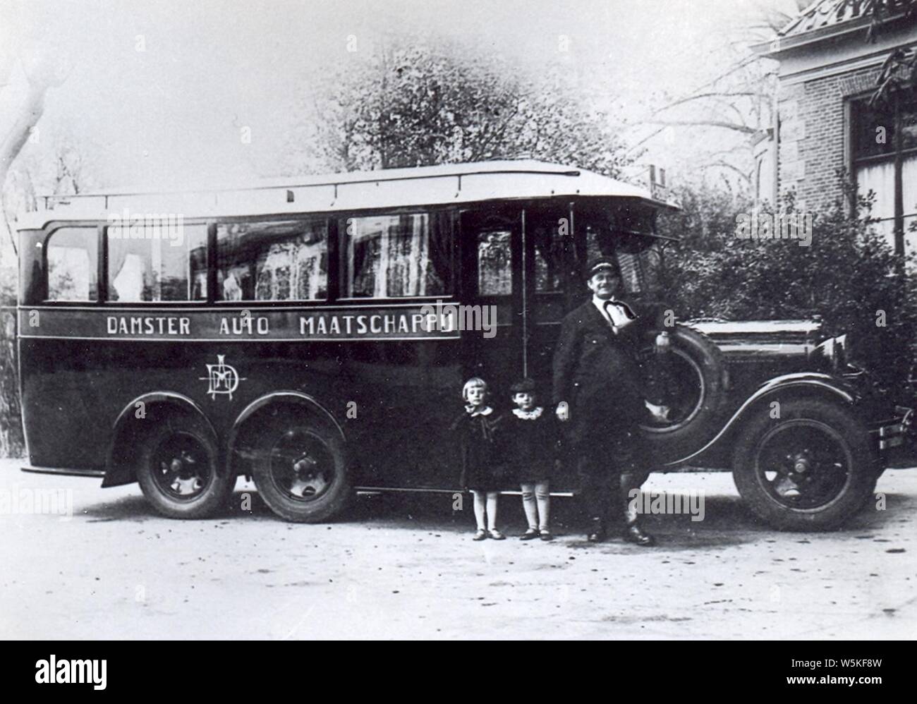 DAM-bus 39, Ford AA tandemasser Stock Photo - Alamy