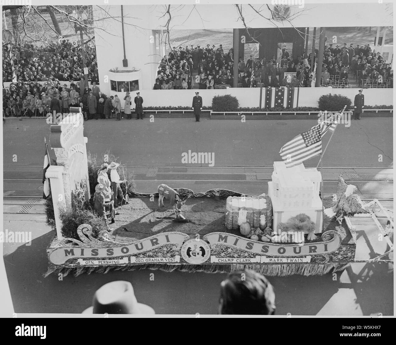 Close view of the Missouri float in President Truman's inaugural parade ...