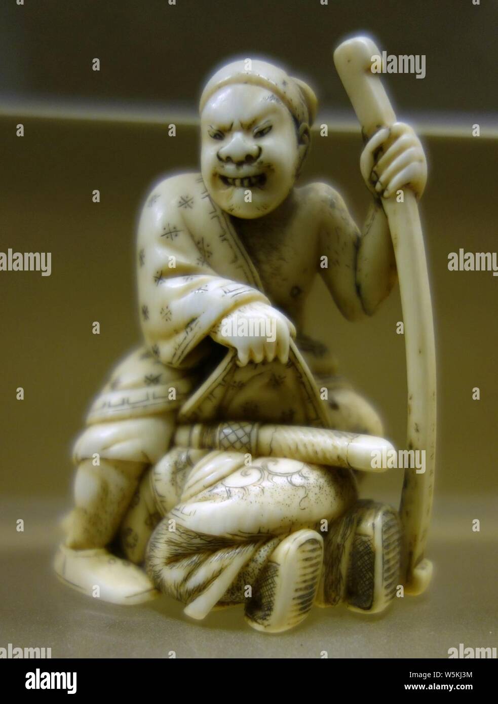 Netsuke collection hi-res stock photography and images - Alamy