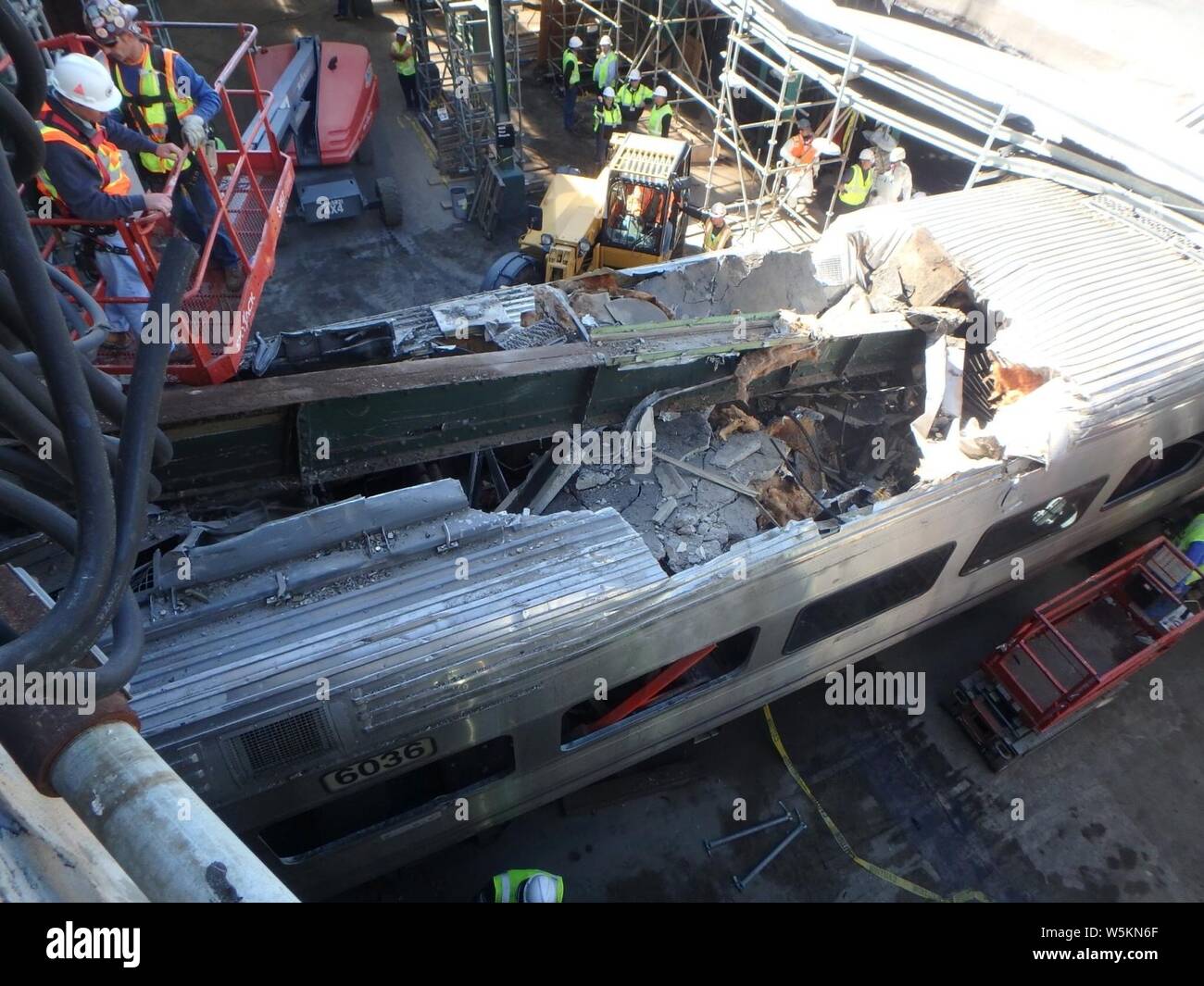 Cab damaged hi-res stock photography and images - Alamy