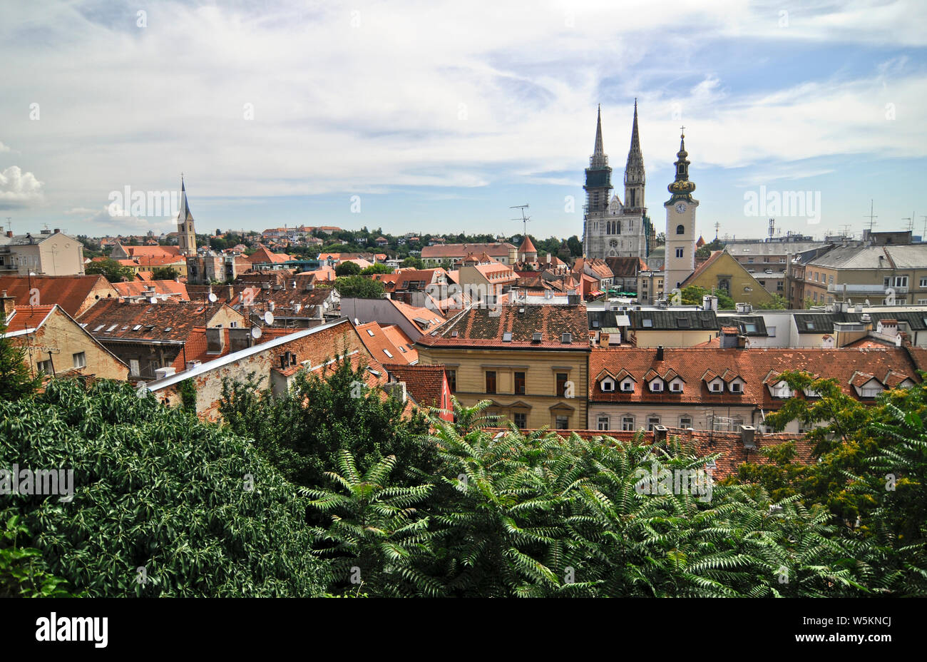 Panoramic cities hi-res stock photography and images - Alamy