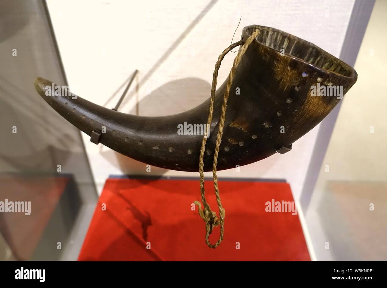 Buffalo horn native american hi-res stock photography and images - Alamy