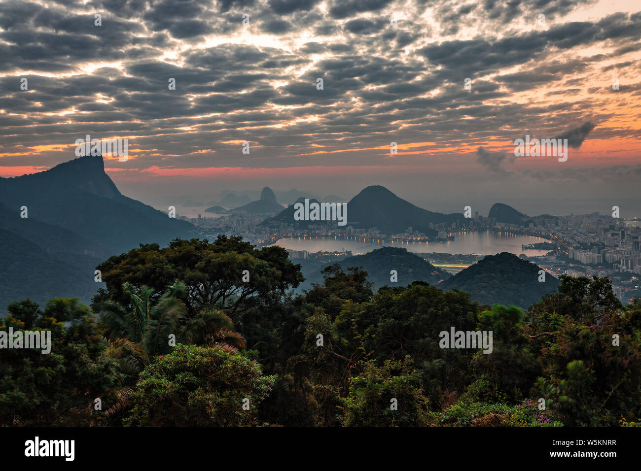 Vista chinesa hi-res stock photography and images - Alamy