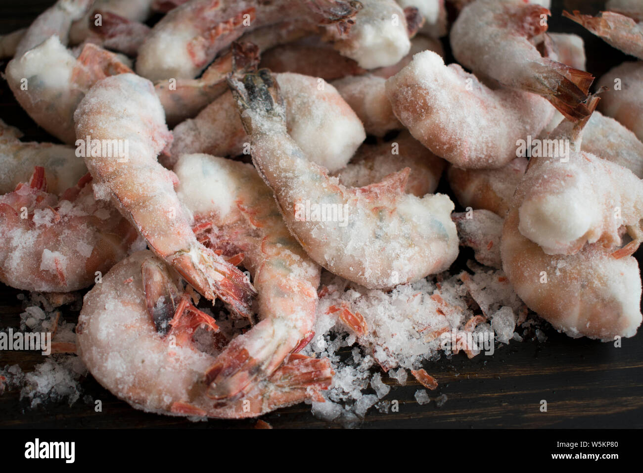 Jumbo shrimp cooking on hi-res stock photography and images - Alamy