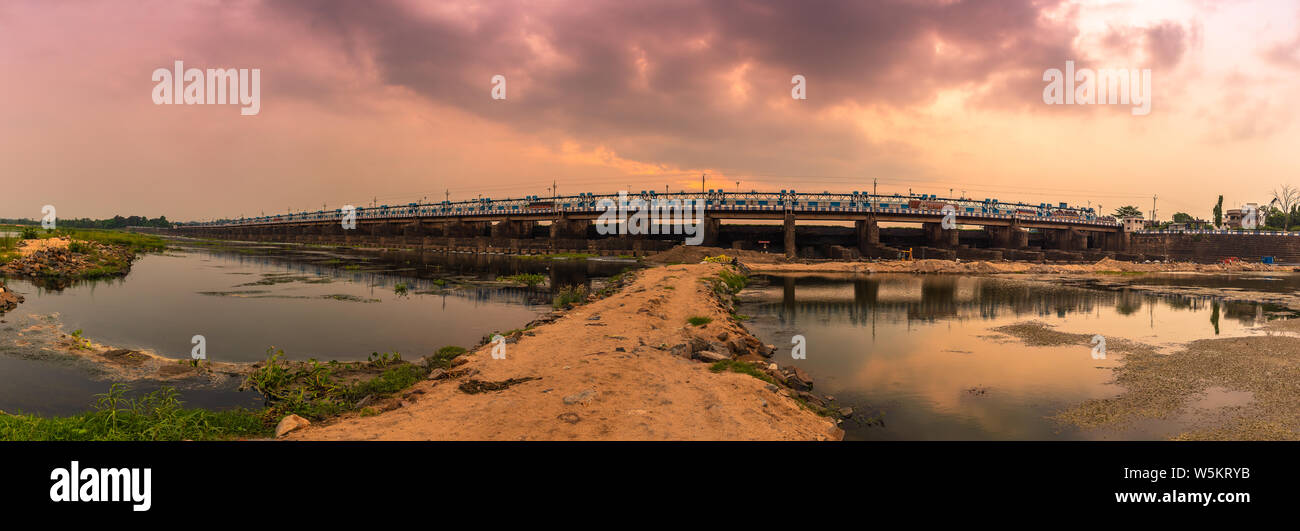 Durgapur Barrage at the time of Log Sluice Gate Repair at Sunset Stock ...