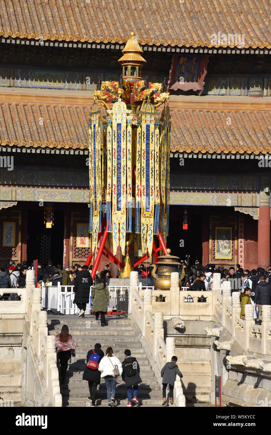 --FILE--The Longevity Lanterns (wanshou deng) are displayed at the ...