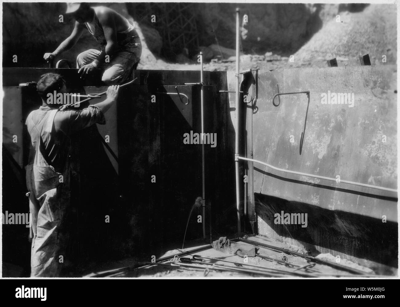 Grout boulder hi-res stock photography and images - Alamy