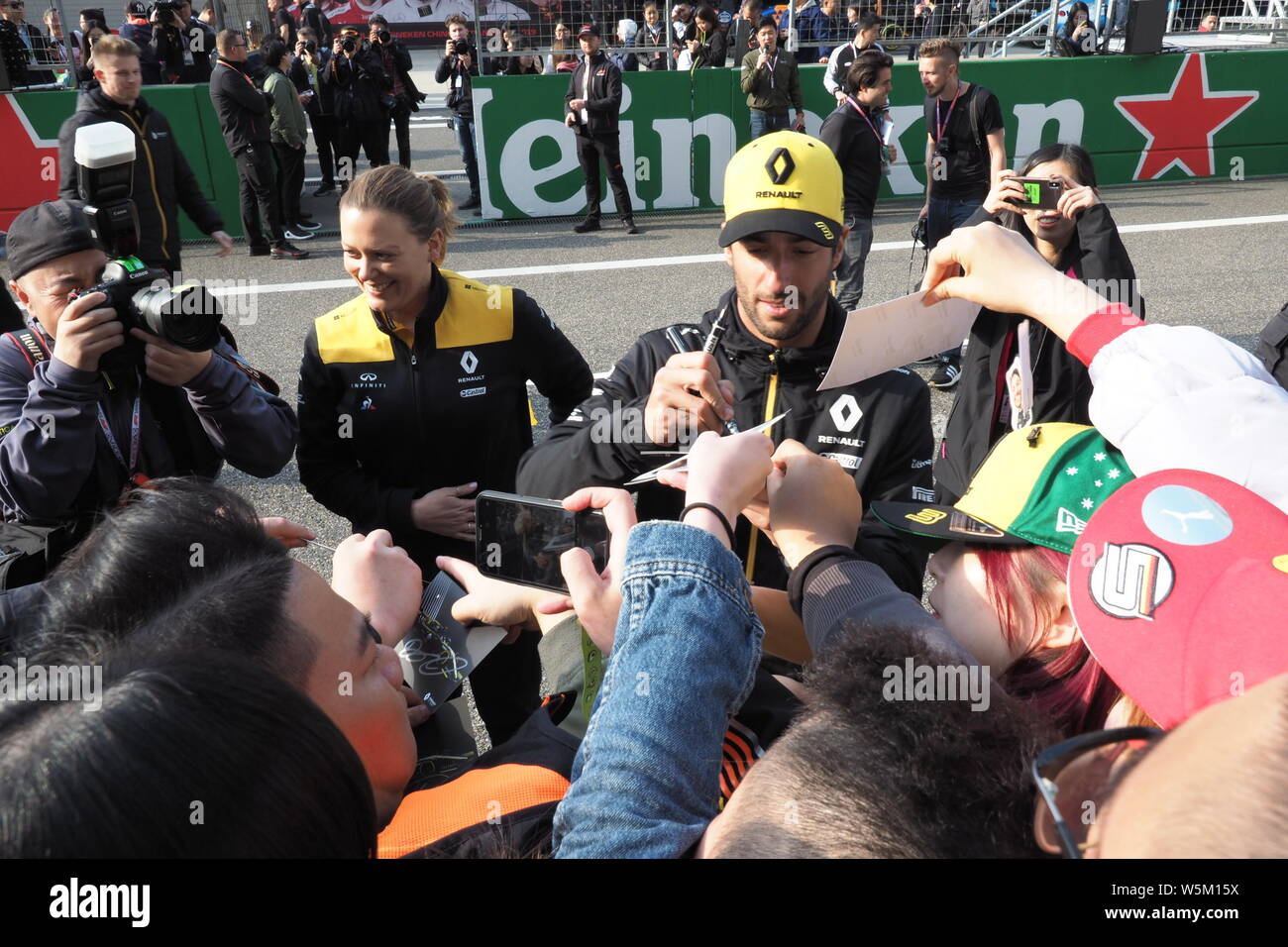 Australian racing driver Daniel Ricciardo of Renault F1 Team, signs ...