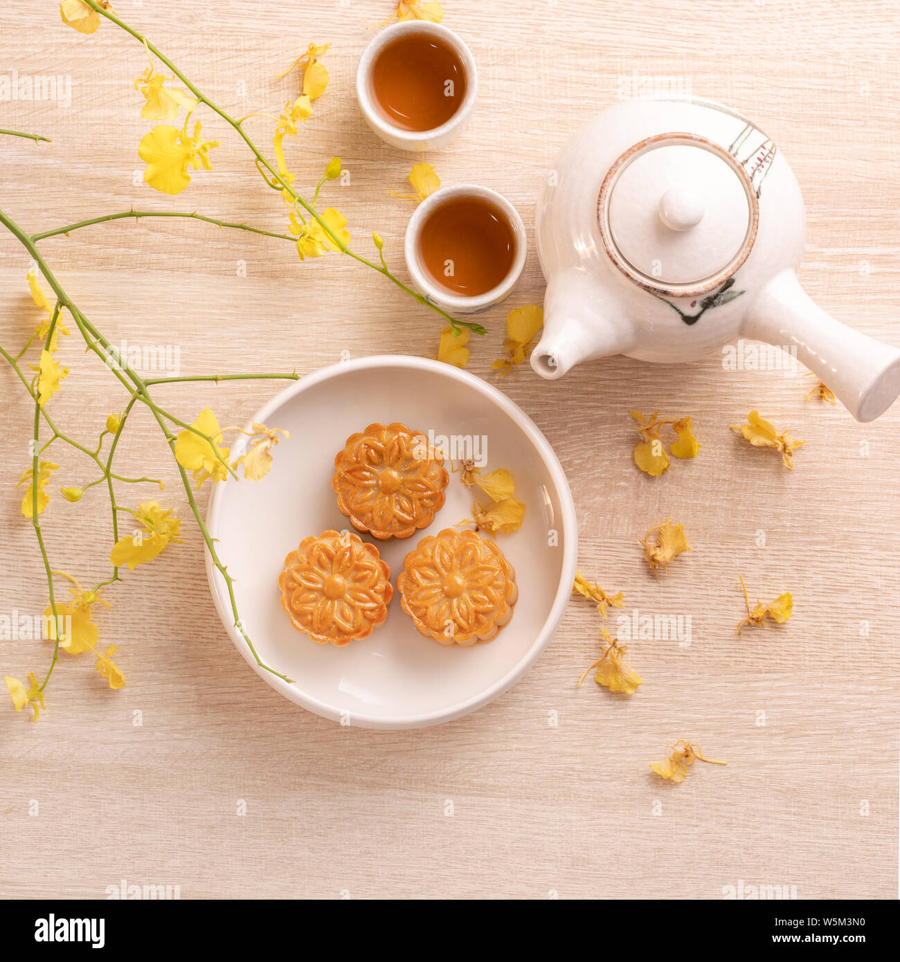 Delicious moon cake for Mid-Autumn festival with beautiful pattern ...